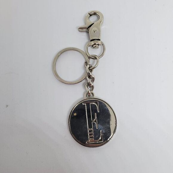 Elle | Accessories | Ellesilvercoloredkeychain | Poshmark